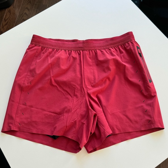 Ten Thousand | Shorts | Ten Thousand Session Short 5 Liner Viking Red L ...